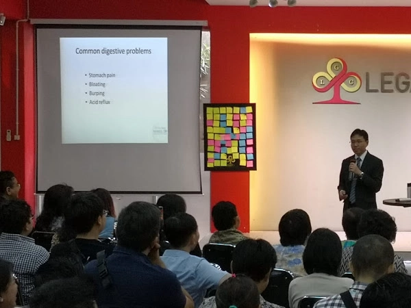 Dr Eric Wee's health talk in Indonesia on common signs and symptoms of ...